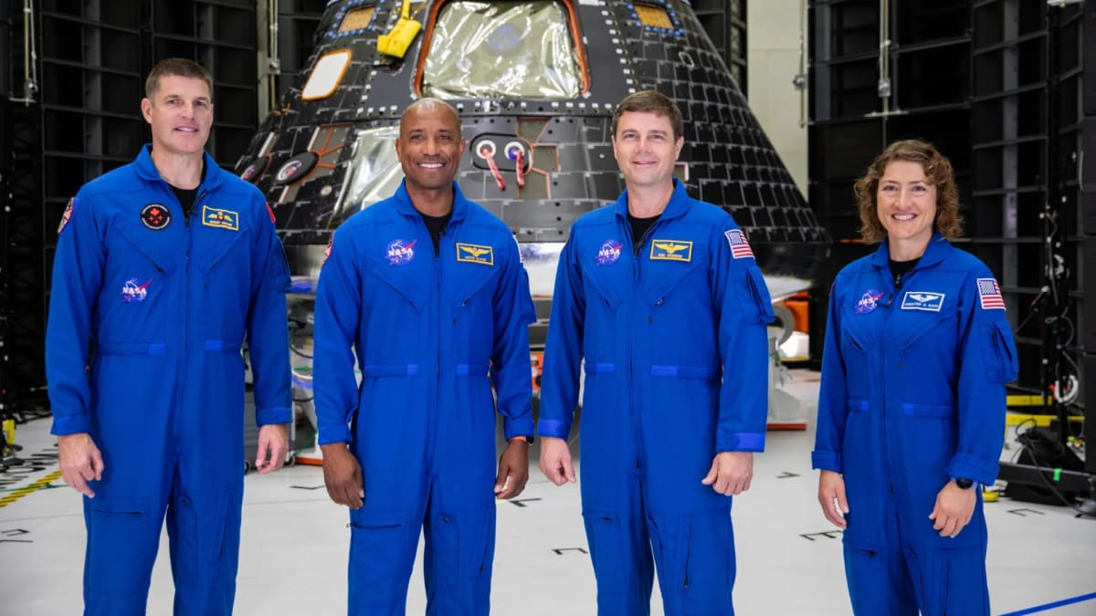 Artemis II mission will take bone marrow cells on thumb-drive-sized ...