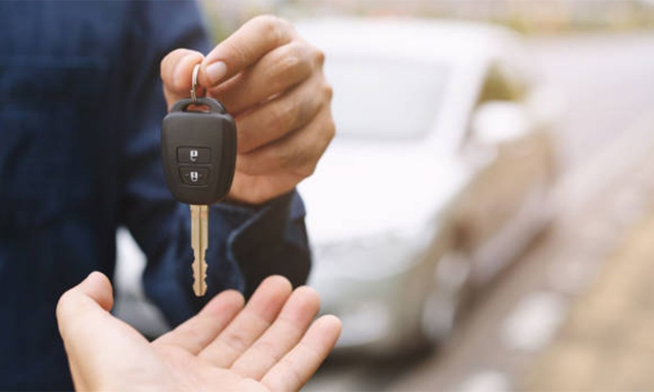 ¿Qué pasa fiscalmente si vendes un auto por debajo de su valor comercial?