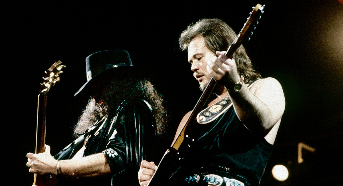 '90s country rocker announces 2026 tour dates