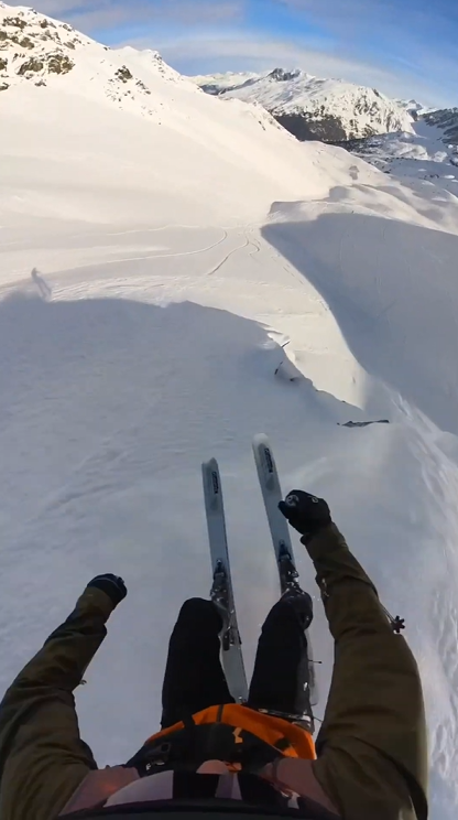 Extreme skiing through rocks