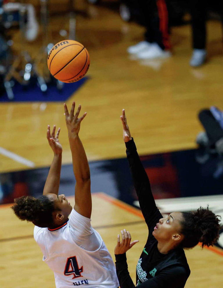 UTSA struggles with turnovers in home loss to East Carolina