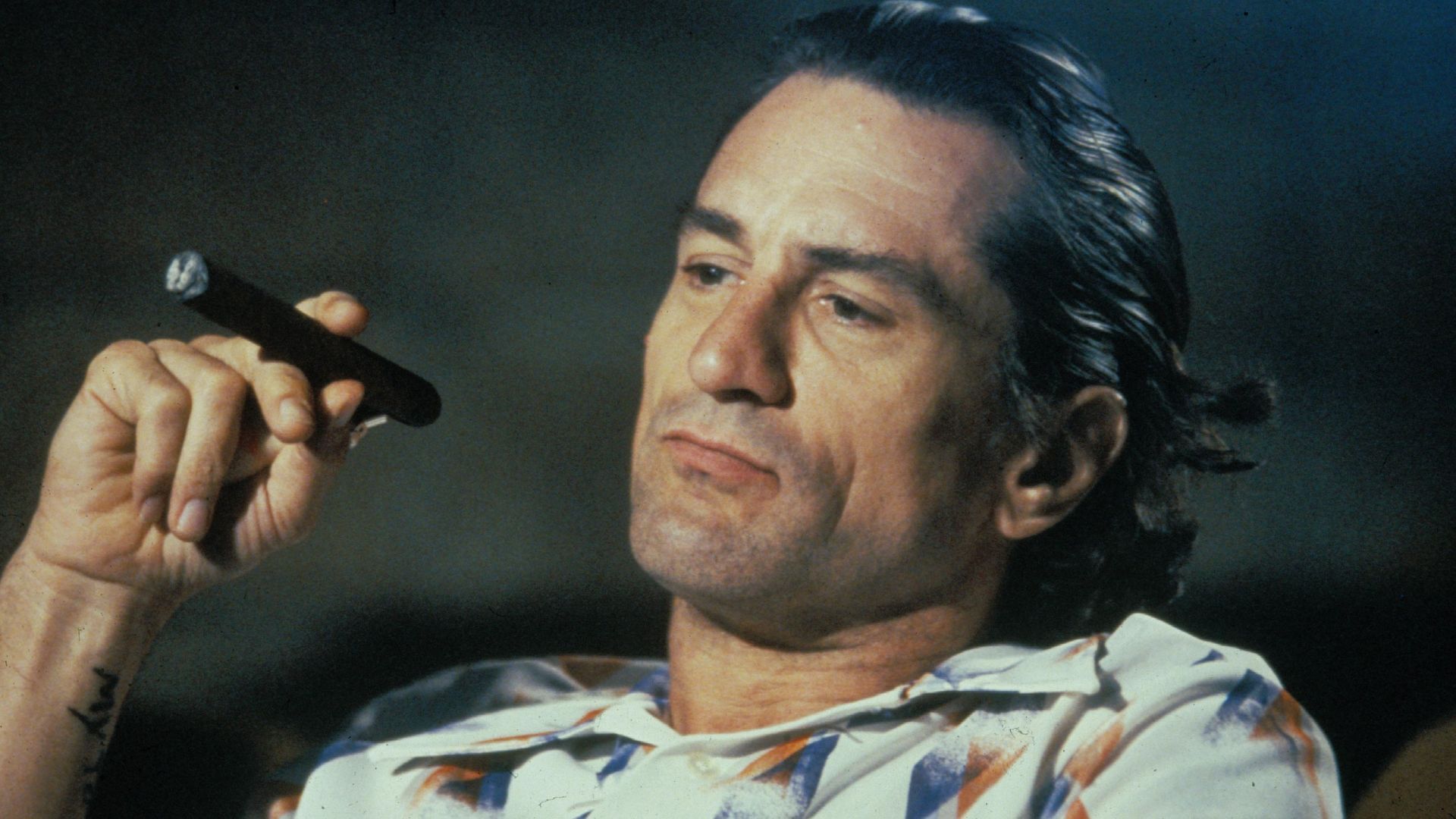 Apple TV’s new remake of Robert De Niro’s classic 35-year-old crime ...