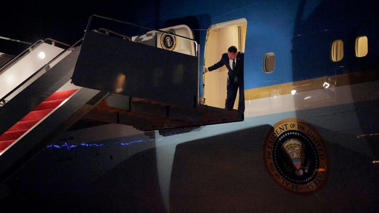 Switzerland-bound Air Force One forced to turn back due to 'minor ...