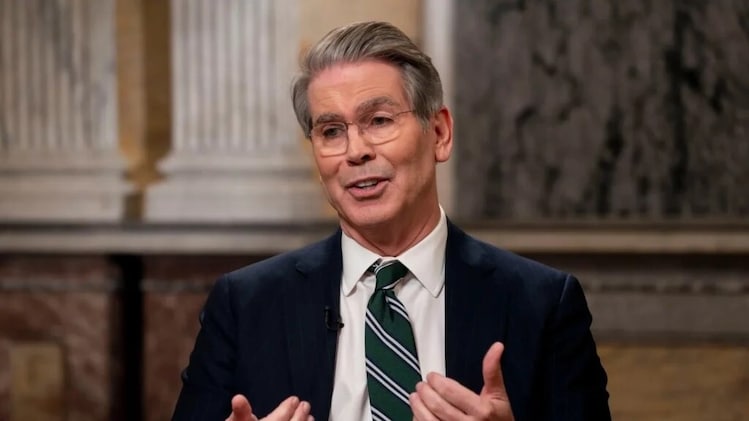 Will India be tariffed 500% for buying Russian oil? Here's what US ...