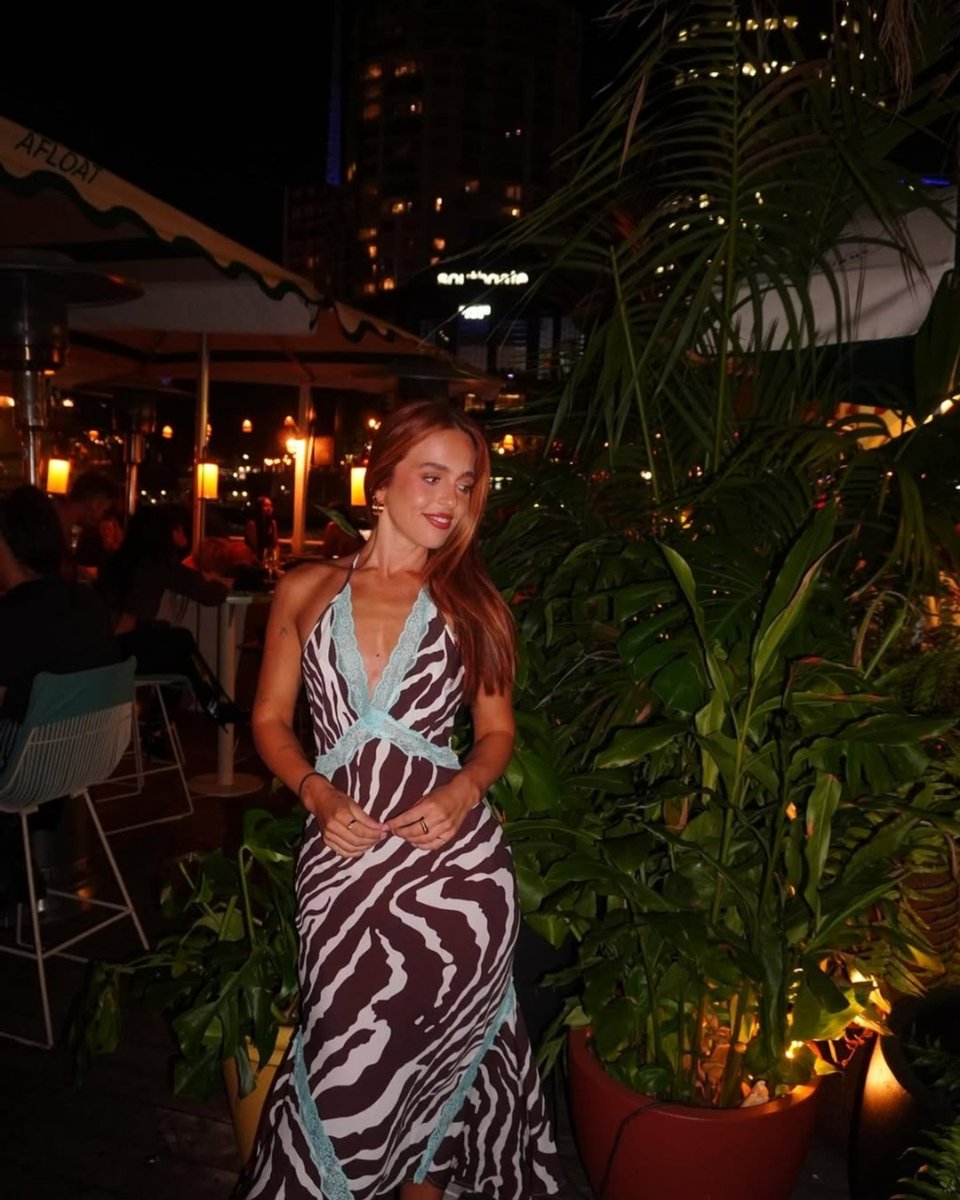 I went to the tennis and took fashion notes. Cool women were wearing ...