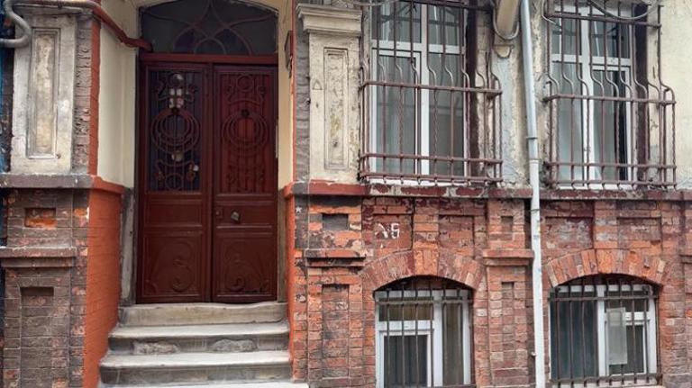 İstanbul'da hazin son: Kendi ülkesinde profesörmüş