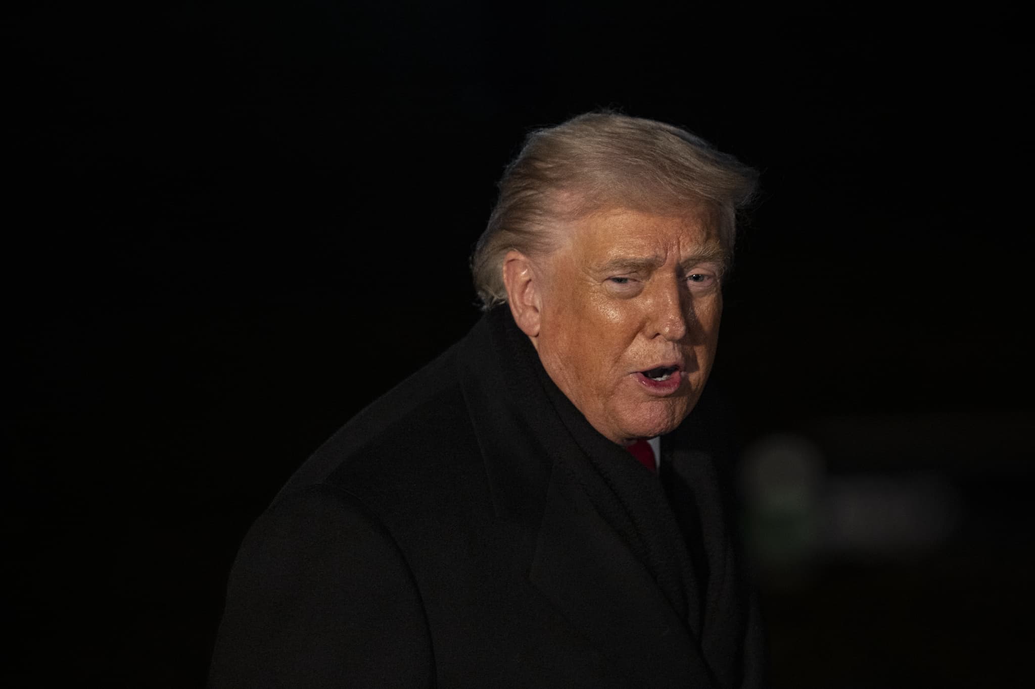Donald Trump se dit prêt à « rayer » l'Iran de la carte si Téhéran met ...