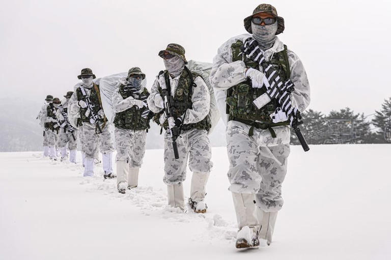 Trump archbishop tells Catholic troops to refuse to comply with ...