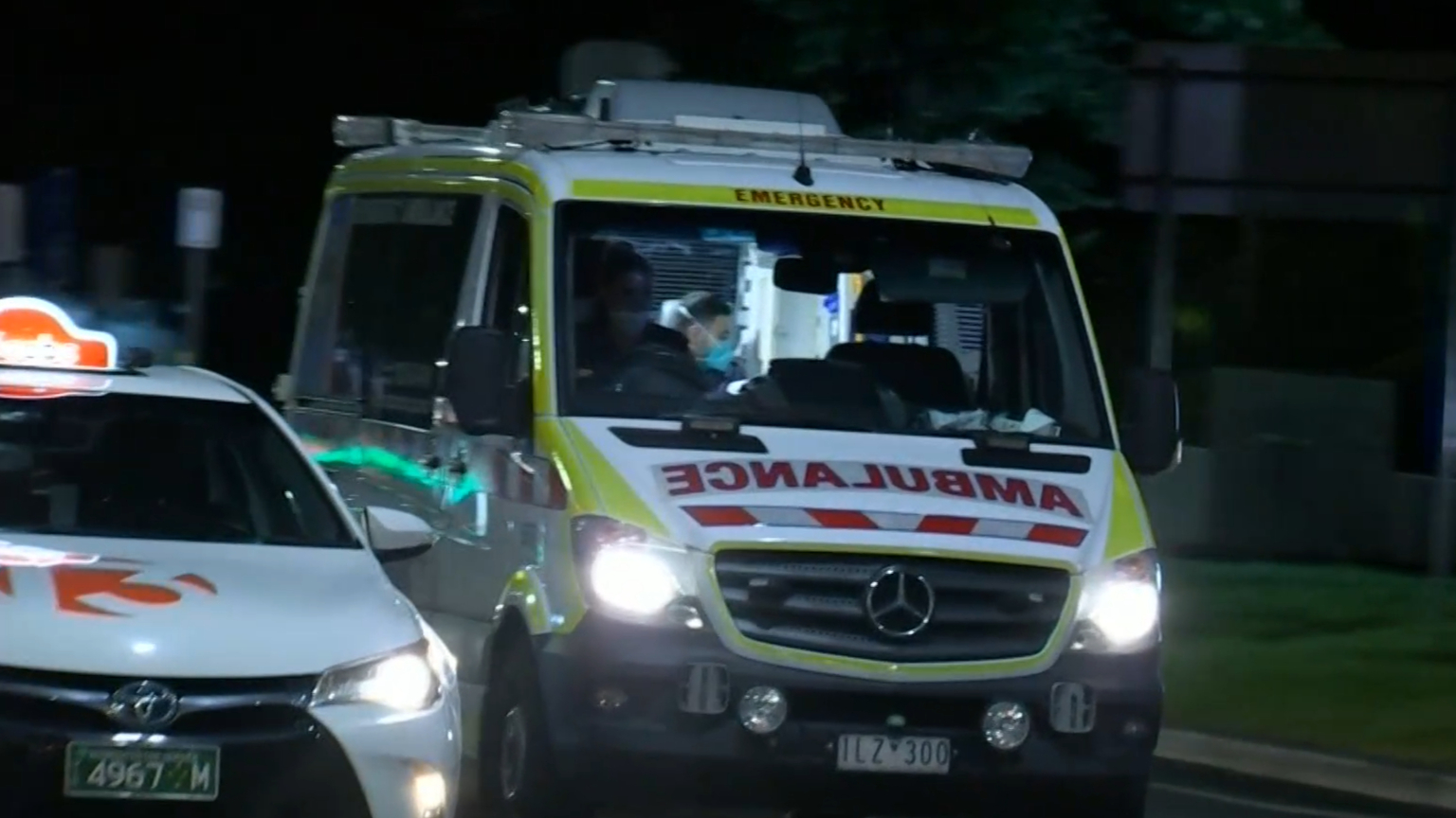 Telstra iPhone users having issues making calls, including to 000