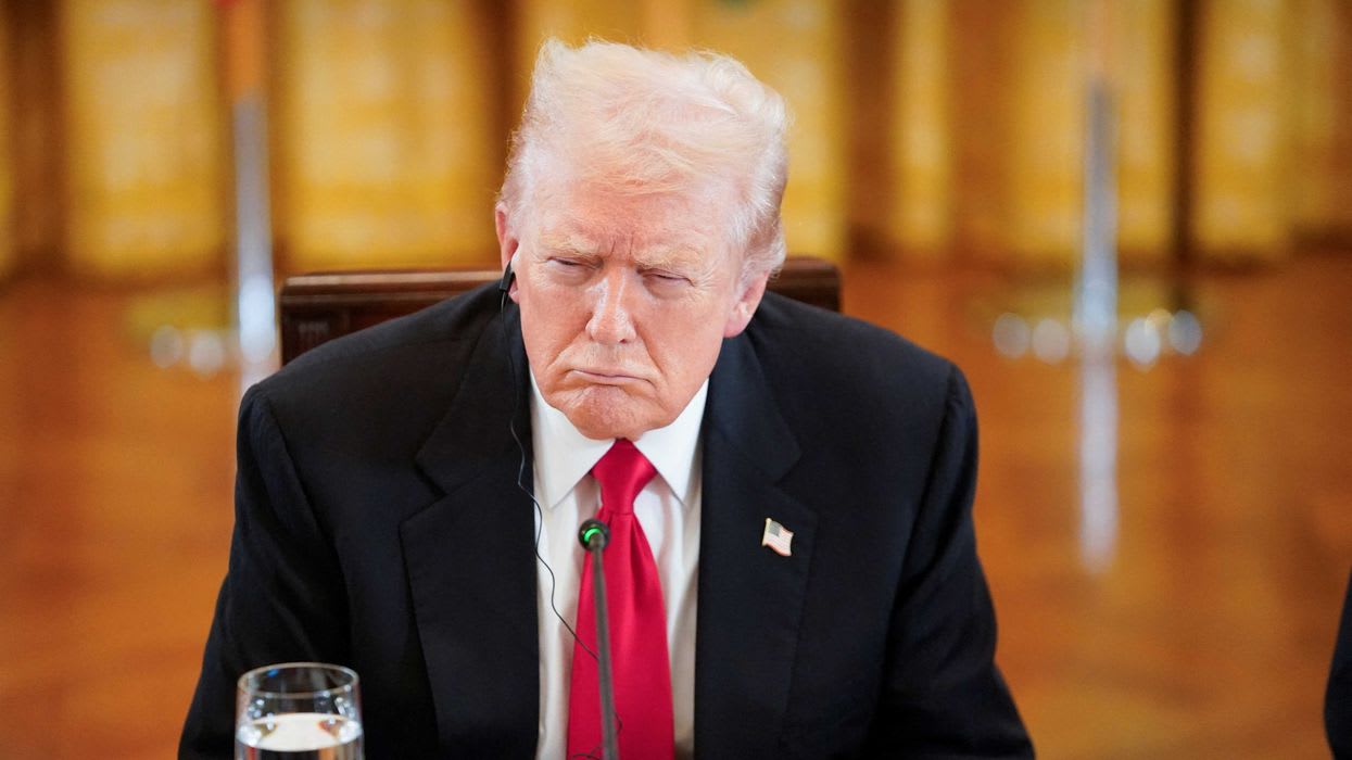 Jimmy Kimmel criticizes Trump for Truth Social meltdown