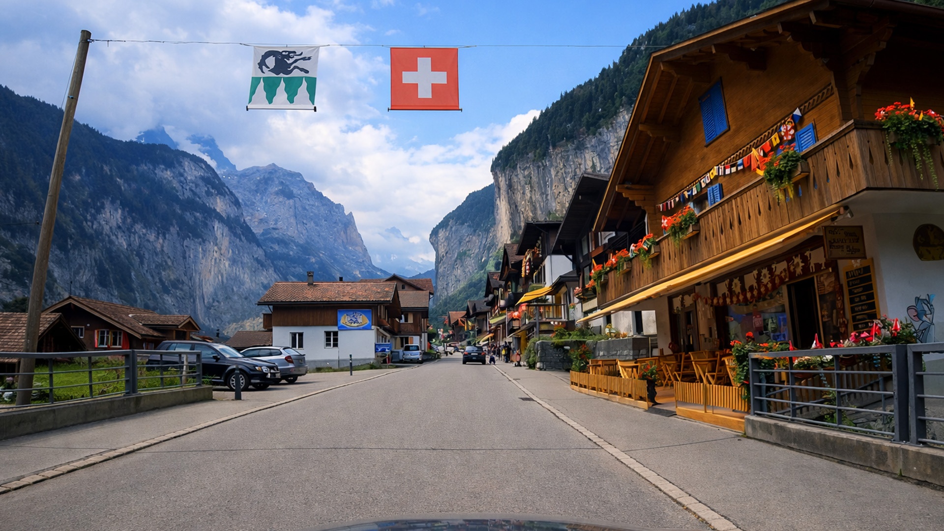 Driving Grindelwald to Lauterbrunnen through Jungfrau region (4K)