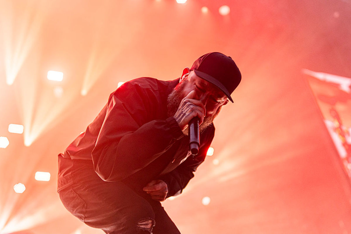 2000s heavy metal band announces 'several shows' in between music festivals