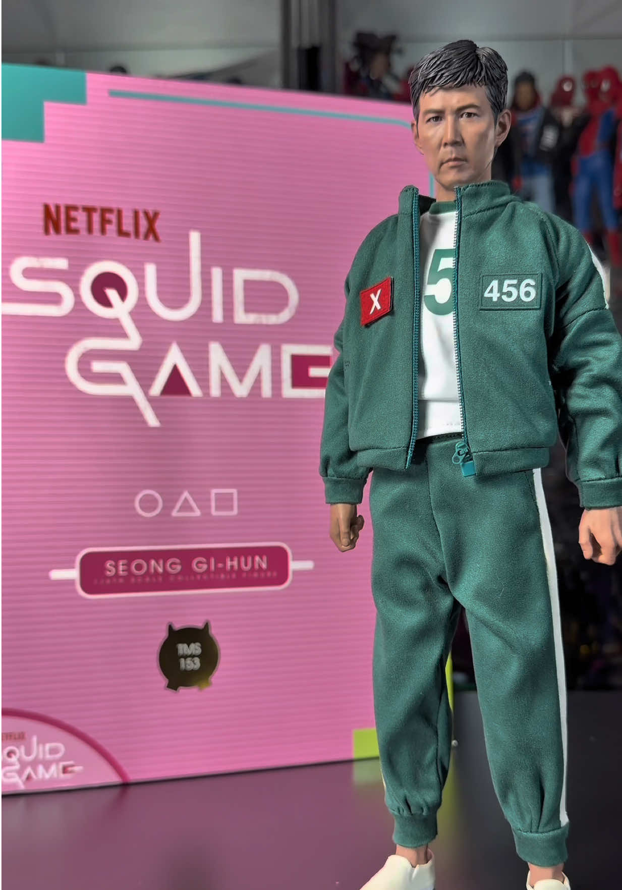 Hot Toys Seong Gi-Hun ASMR figure unboxing