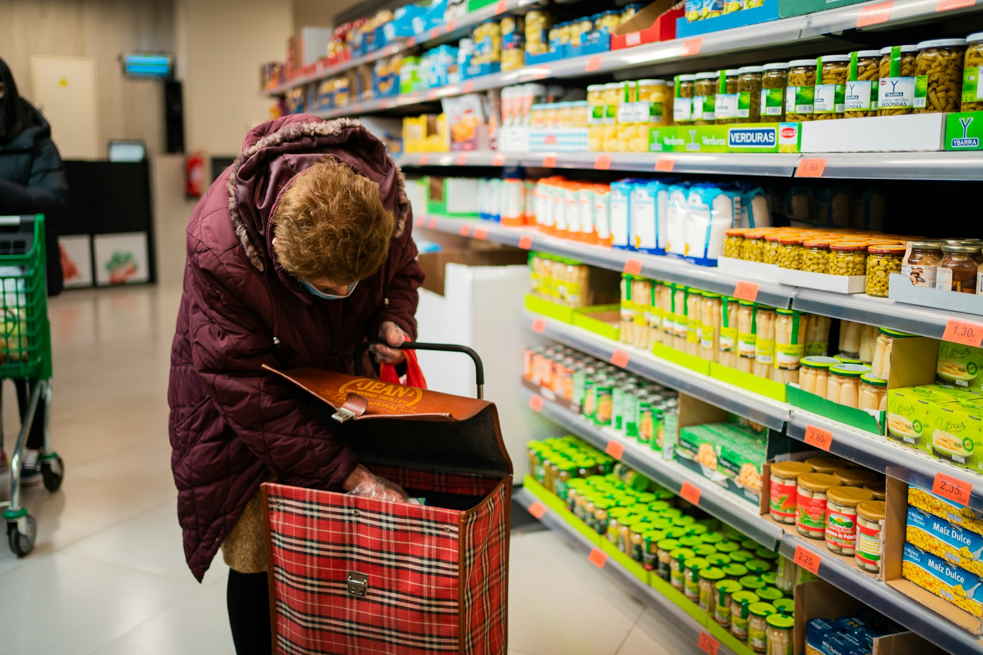 The grocery hacks that actually save money in Canada