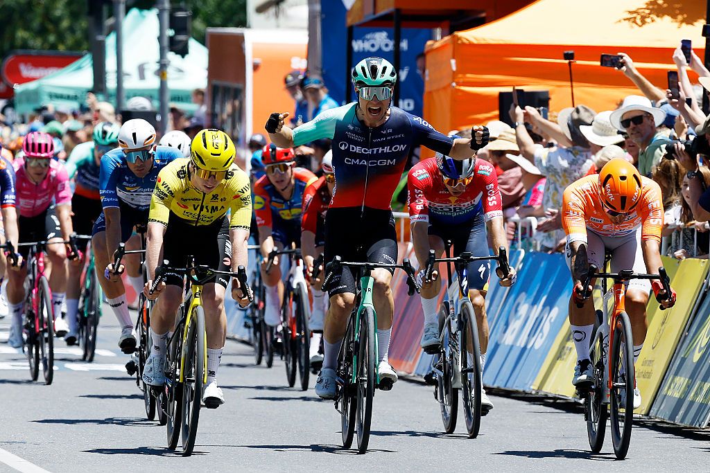Tour Down Under: Tobias Lund Andresen edges Matthew Brennan to win stage 1