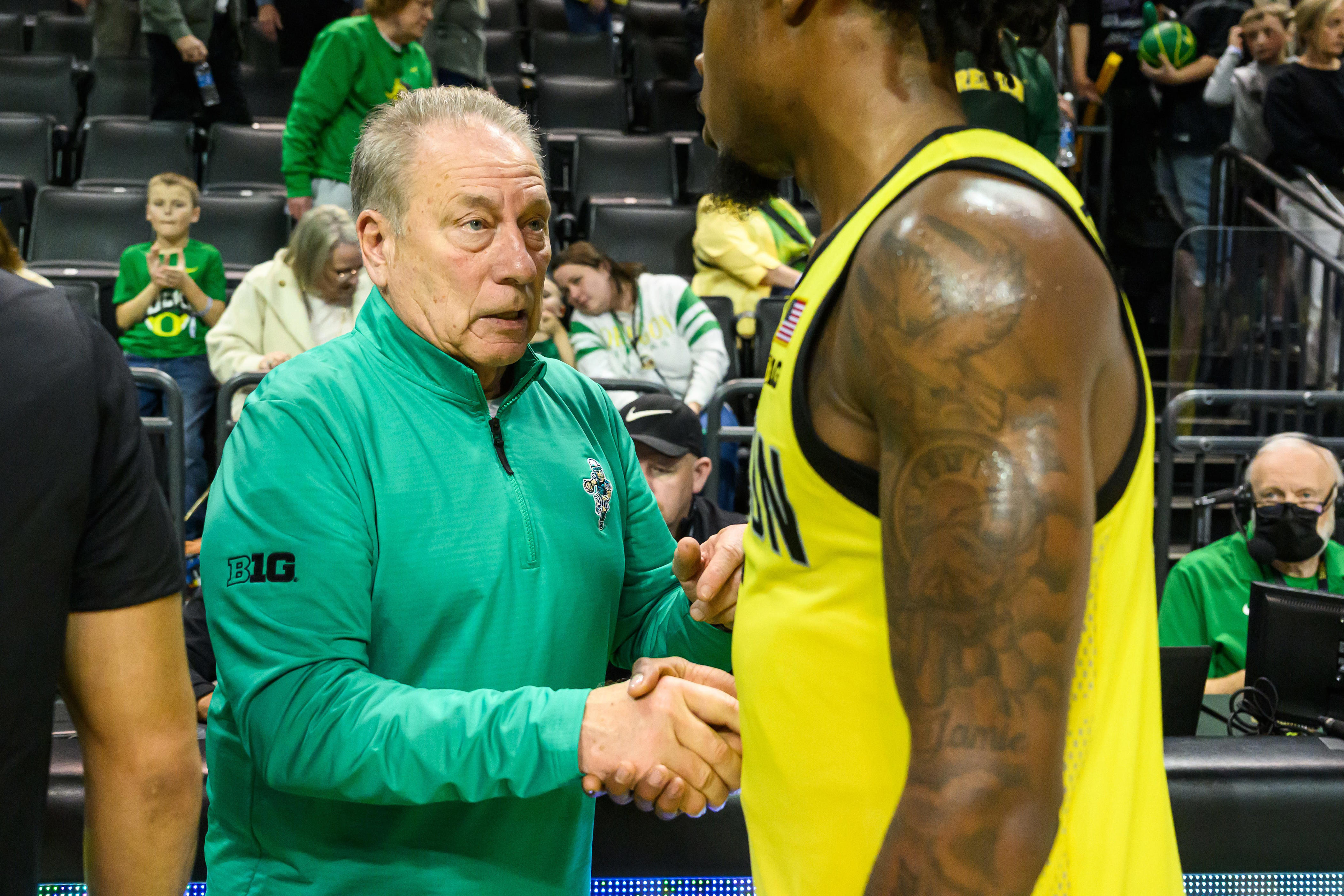 Tom Izzo tells player he 'can't guard my mother' during Oregon win