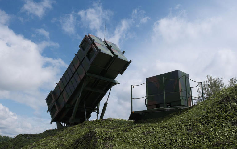 Night Russian attack: Patriot systems shoot down 14 of 18 ballistic ...