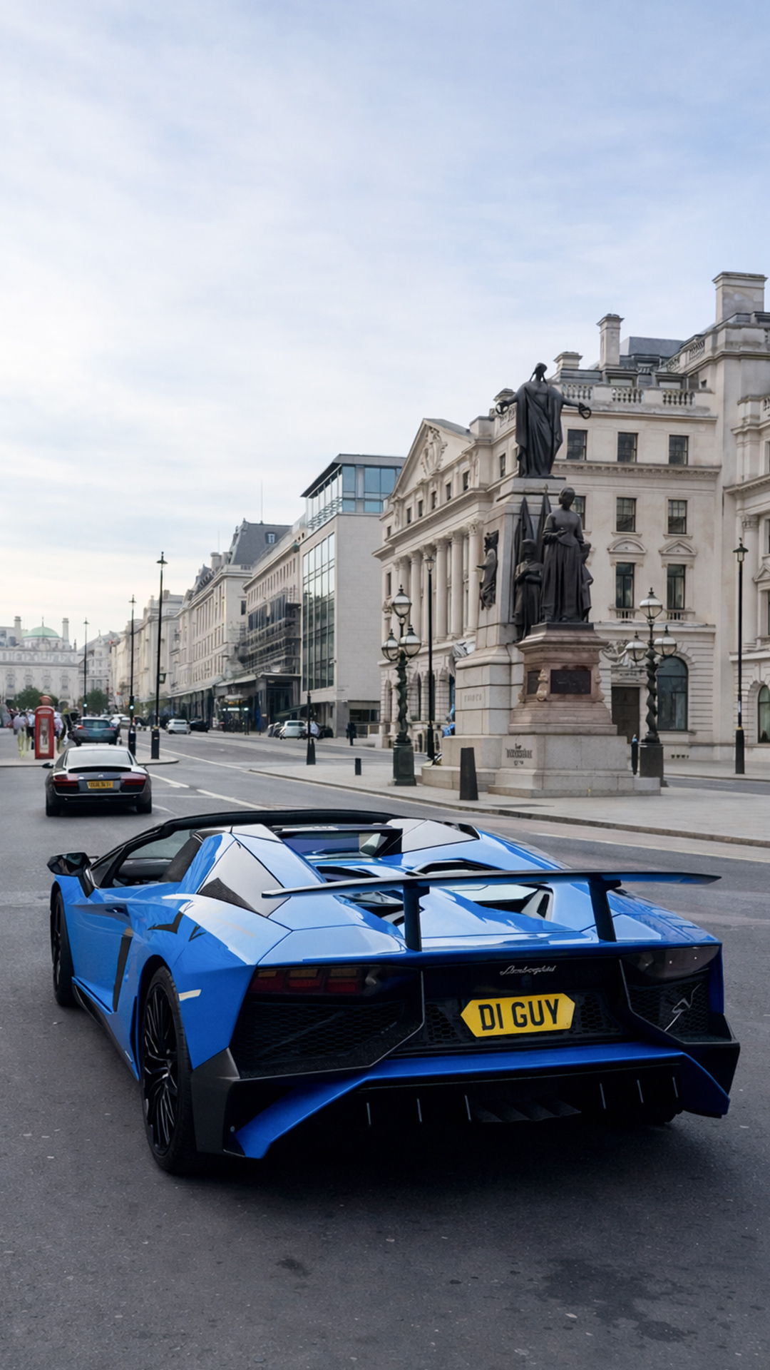 London streets echo with Lamborghini sound