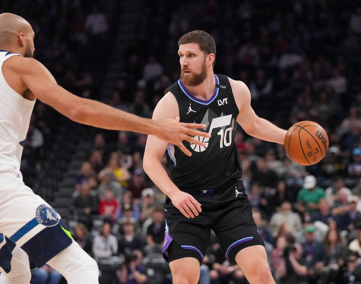 George scores 43 as Jazz rallies to beat Timberwolves 127-122, giving ...