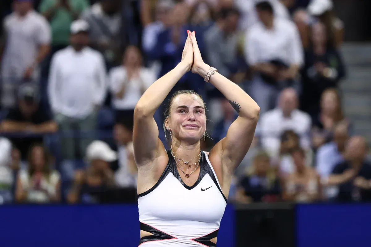 Australian Open: Sabalenka, Gauff cruise to straight-set wins