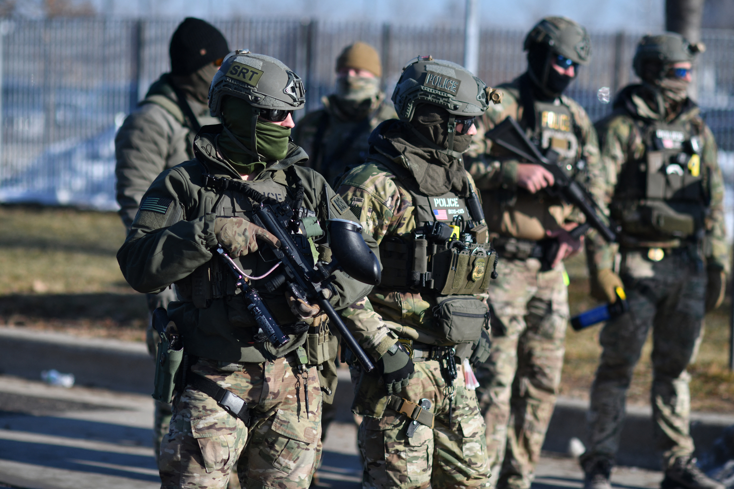 ICE agents pull guns on Minnesota police officer: Chief