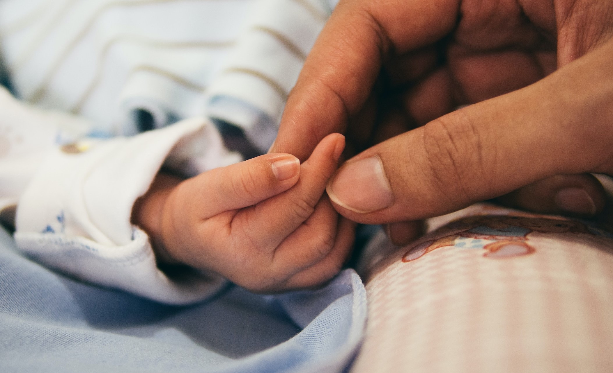 Maternity and paternity leave in Spain: weeks, pay and parental rights