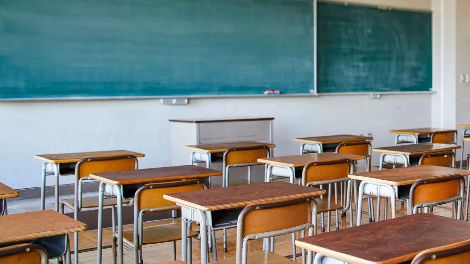 Utrechtse docent veroordeeld tot 4 jaar cel wegens seksueel misbruik ...