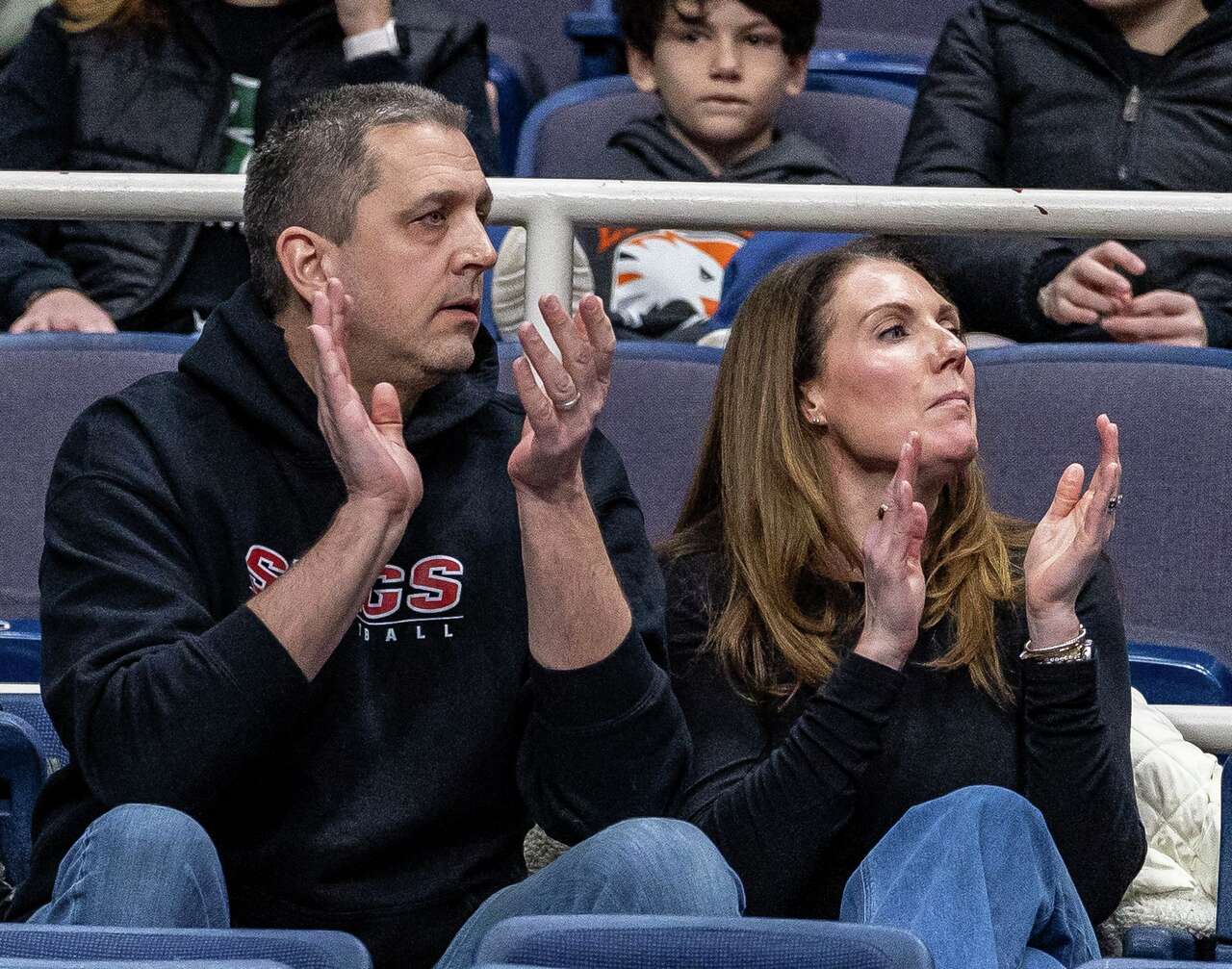 Former Siena basketball players, now married, have son playing for MAAC ...