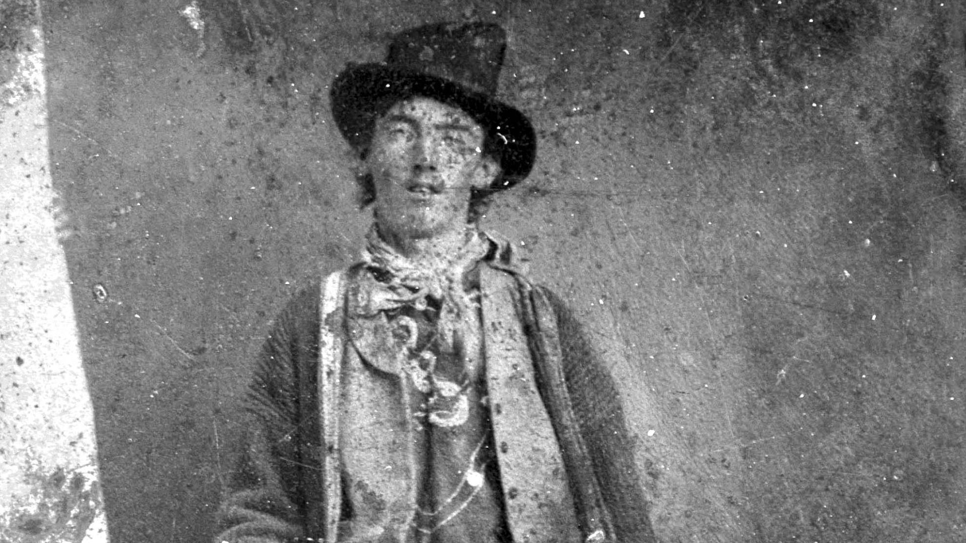 10 cowboys who became legends & 10 outlaws who became nightmares