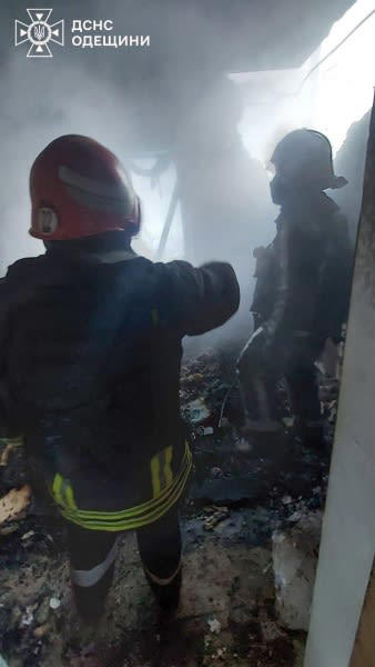 Russia strikes Ukraine's Odesa region, resulting in fires and casualties