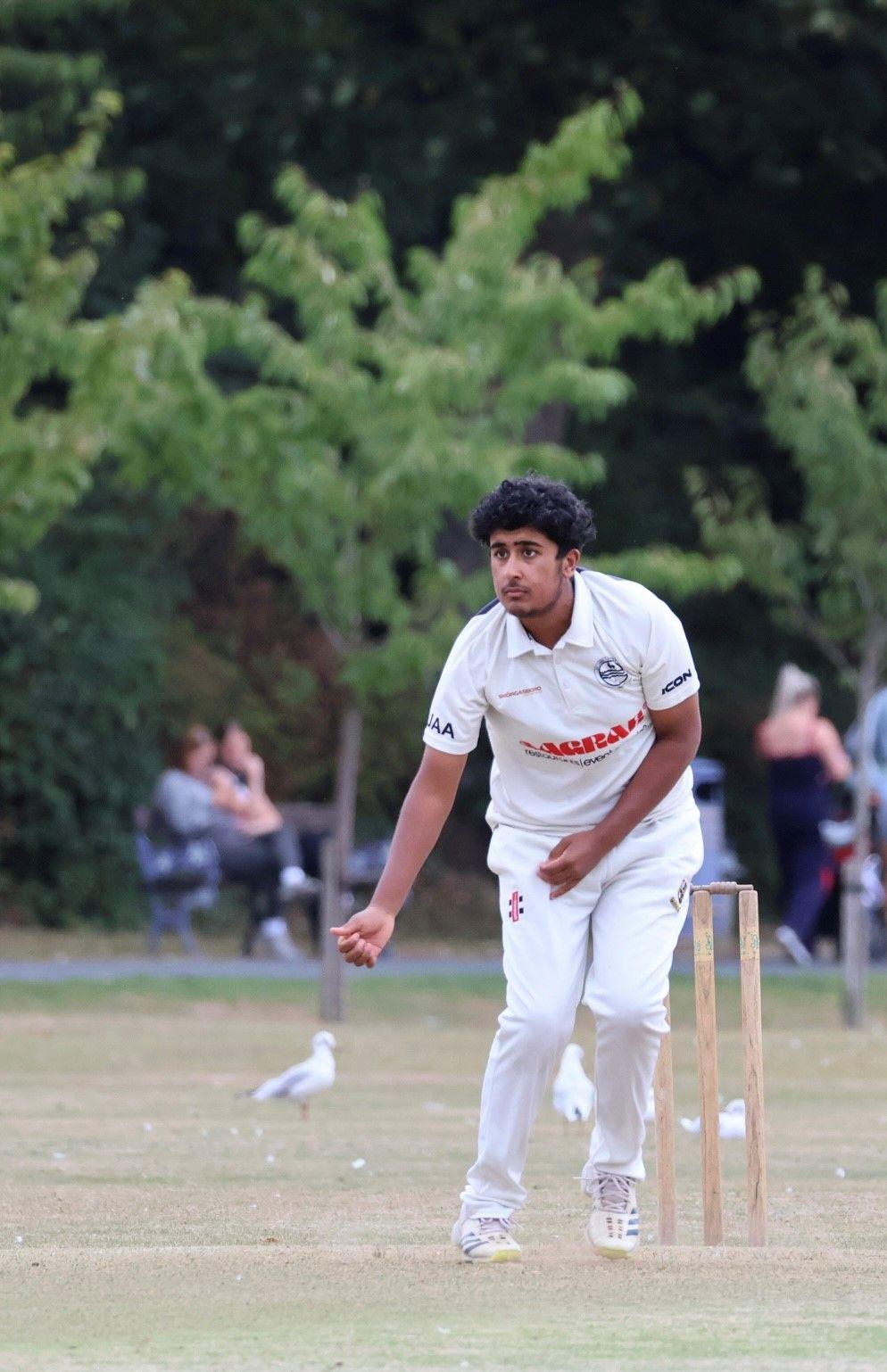 Promosing spin bowler secures Derbyshire CCC U16s place