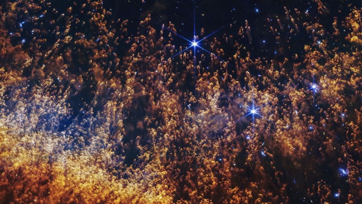 James Webb telescope sees the Eye of God. Could this be our Sun's ...