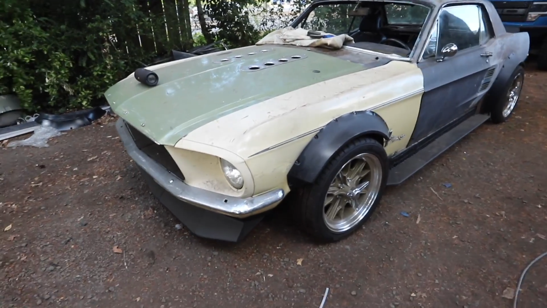 Who knew this BMW could look this good