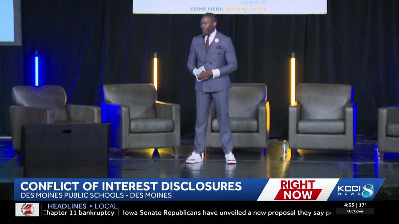 Des Moines school board members sign 'conflict of interest' disclosures