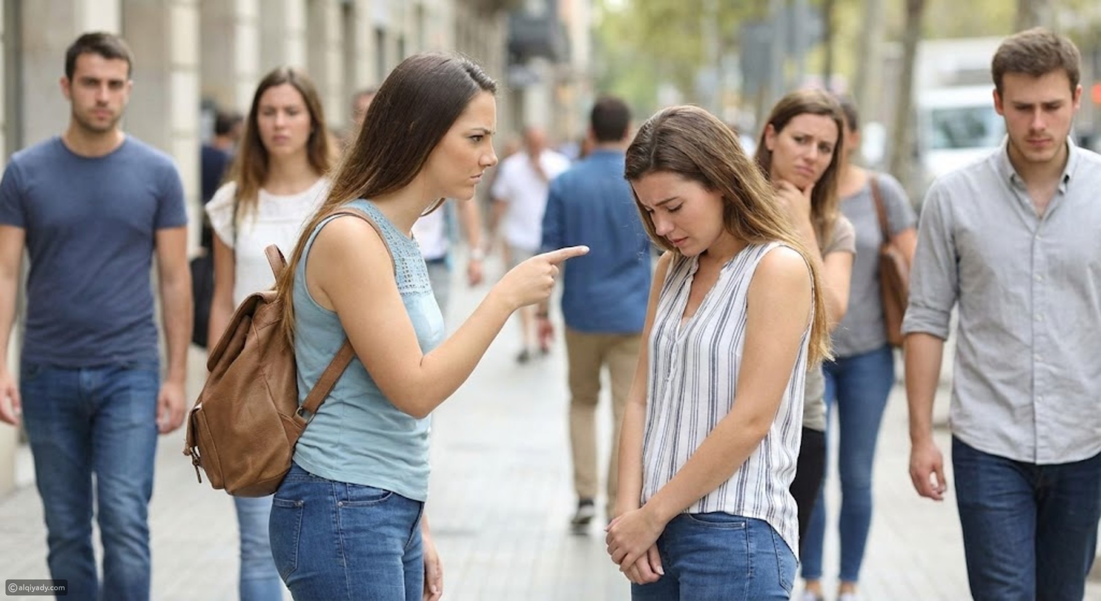 10 behaviors that may annoy people without you realizing it
