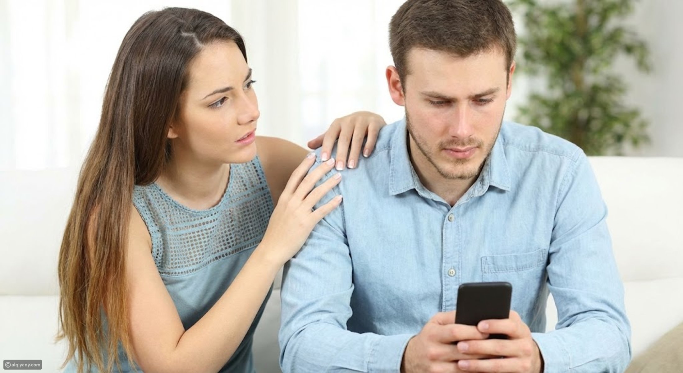 10 pink flags in relationships you shouldn’t ignore