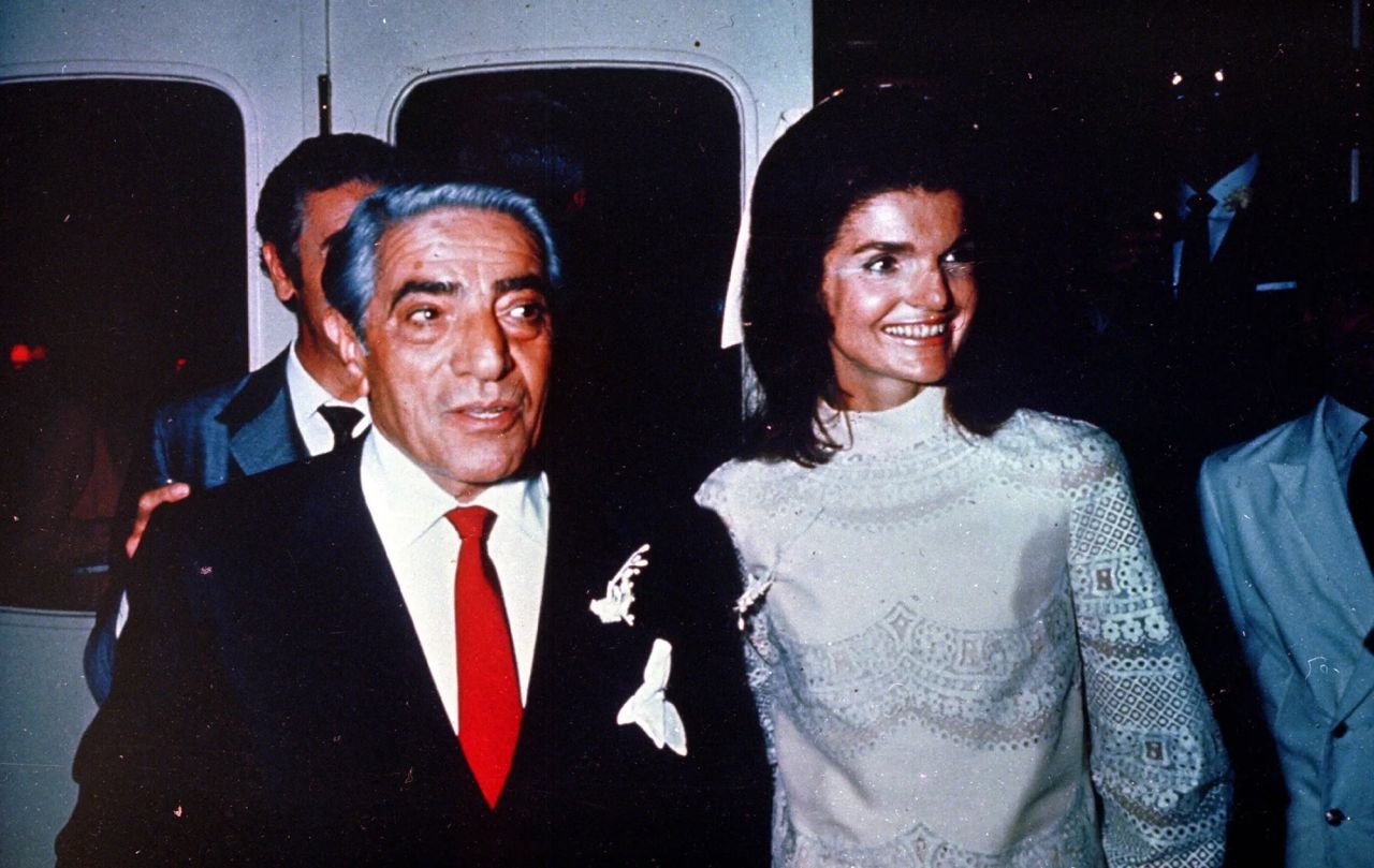 Jackie Kennedy e la storia dell’abito da sposa bianco di Valentino per ...