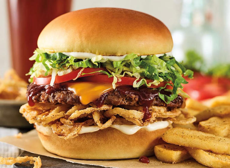 7 best western BBQ burgers at chain restaurants, according to diners