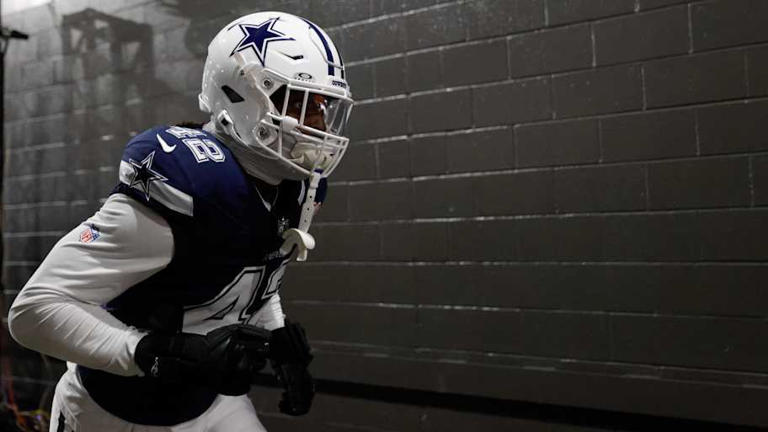 Dallas Cowboys insider raises concern on Jadeveon Clowney return