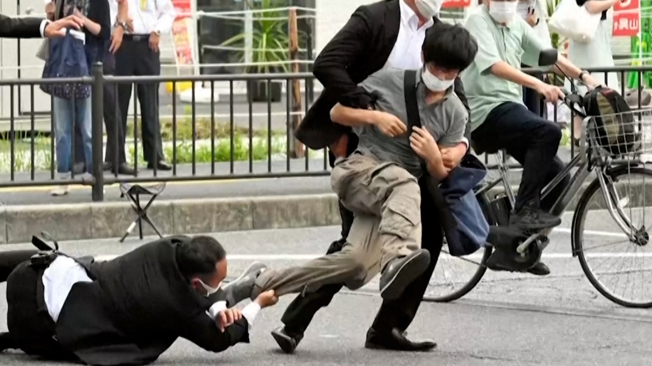Killer of former Japanese PM Abe Shinzo sentenced to life