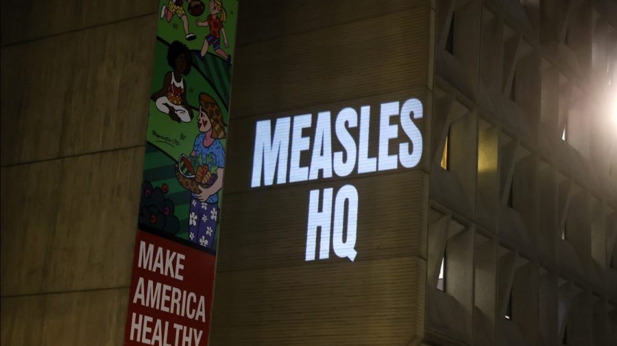 Healthcare group projects anti-RFK Jr. messages onto HHS building