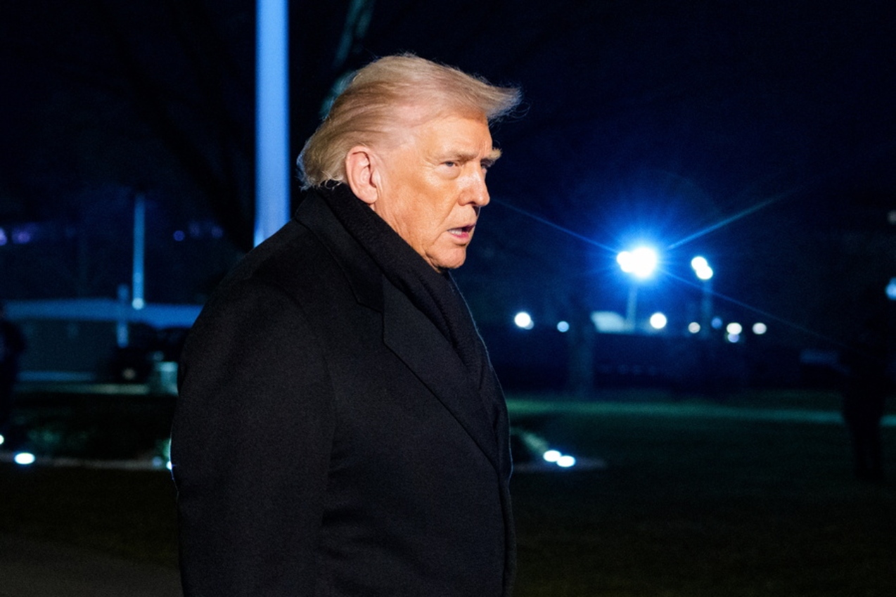 Ο Τραμπ στέλνει μεγάλη δύναμη του στρατού των ΗΠΑ στο Ιράν