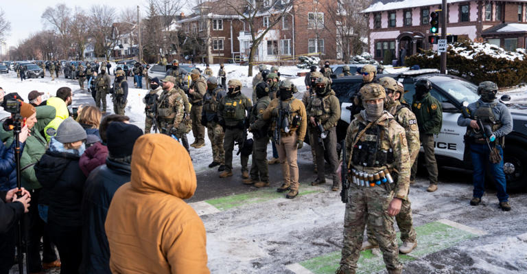 1,500 troops placed on standby for Minnesota as Insurrection Act talk looms