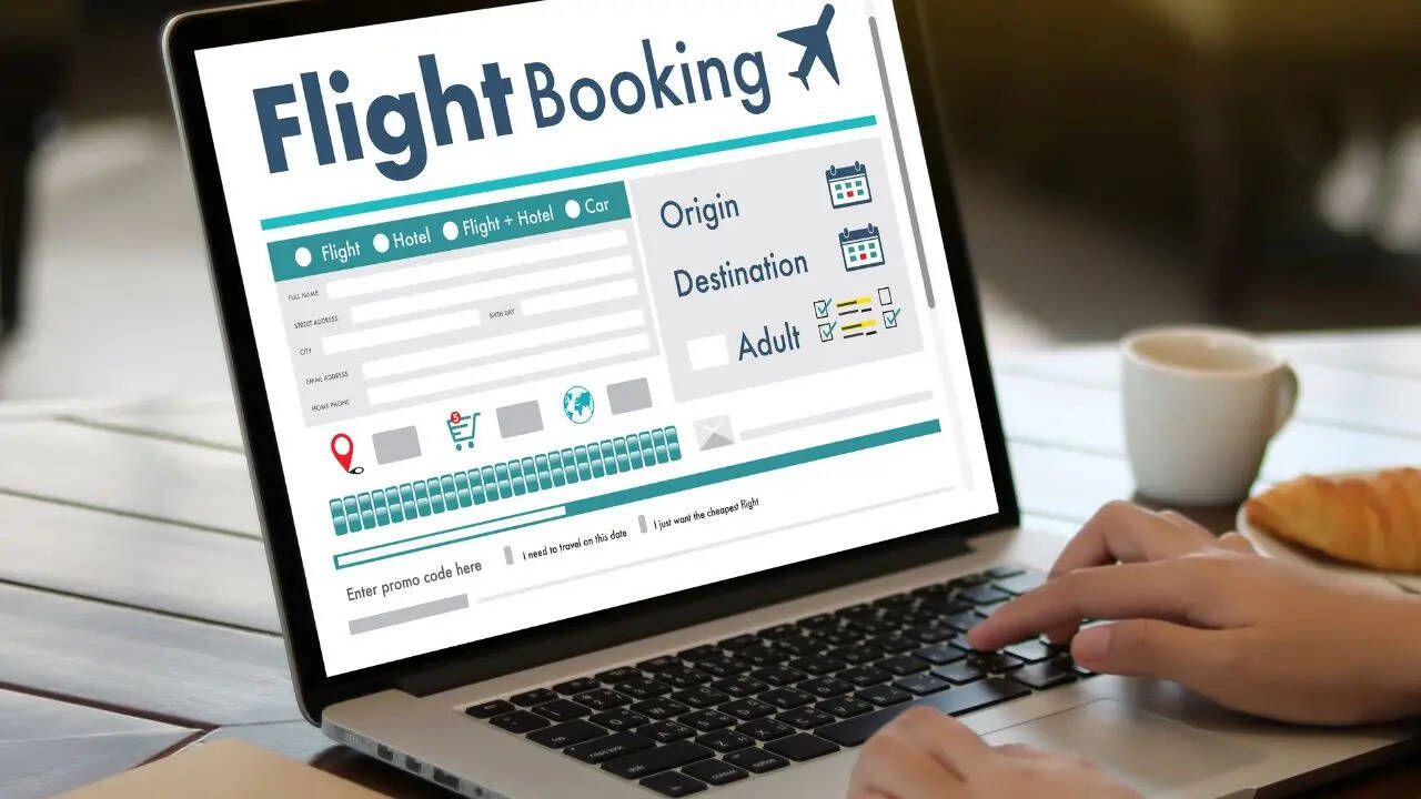 What is the best time to book flights in India for the lowest prices?