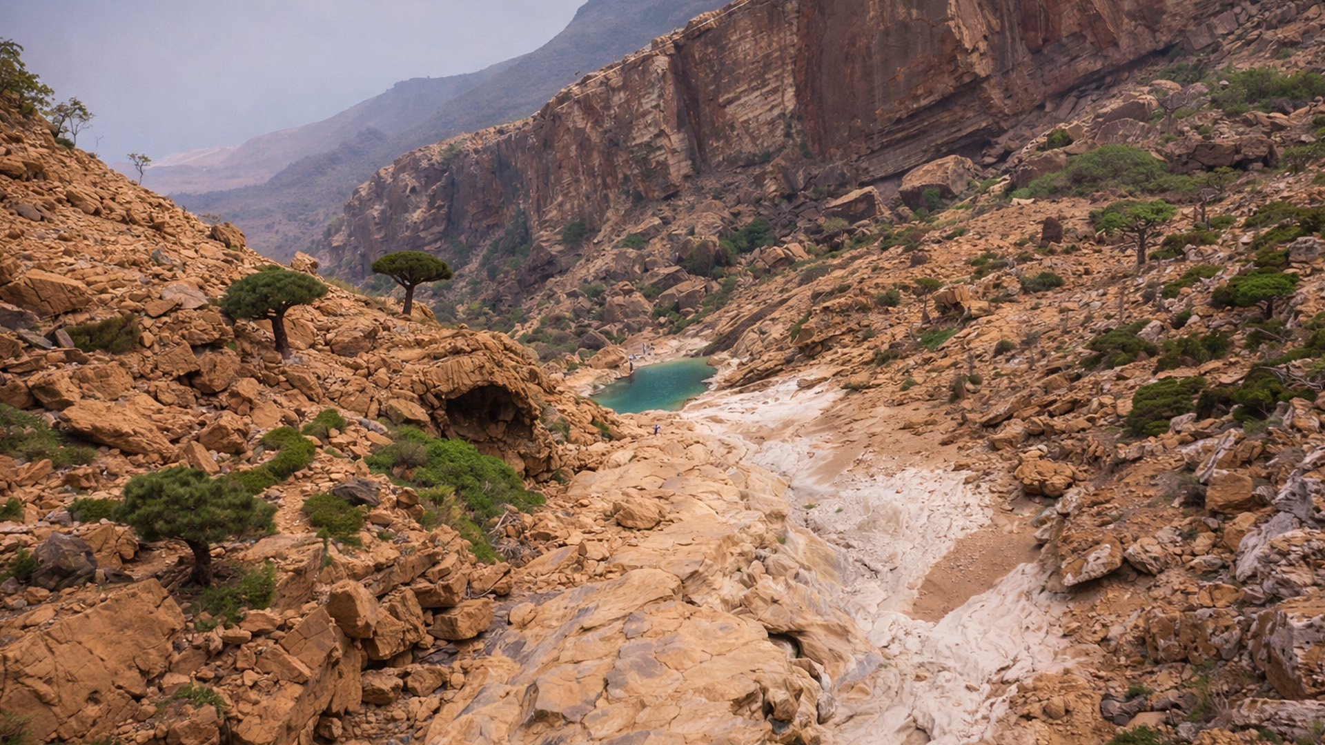 Burası Neredeyse Uzaylı Gibi Bir Doğa Manzarası Nerede?