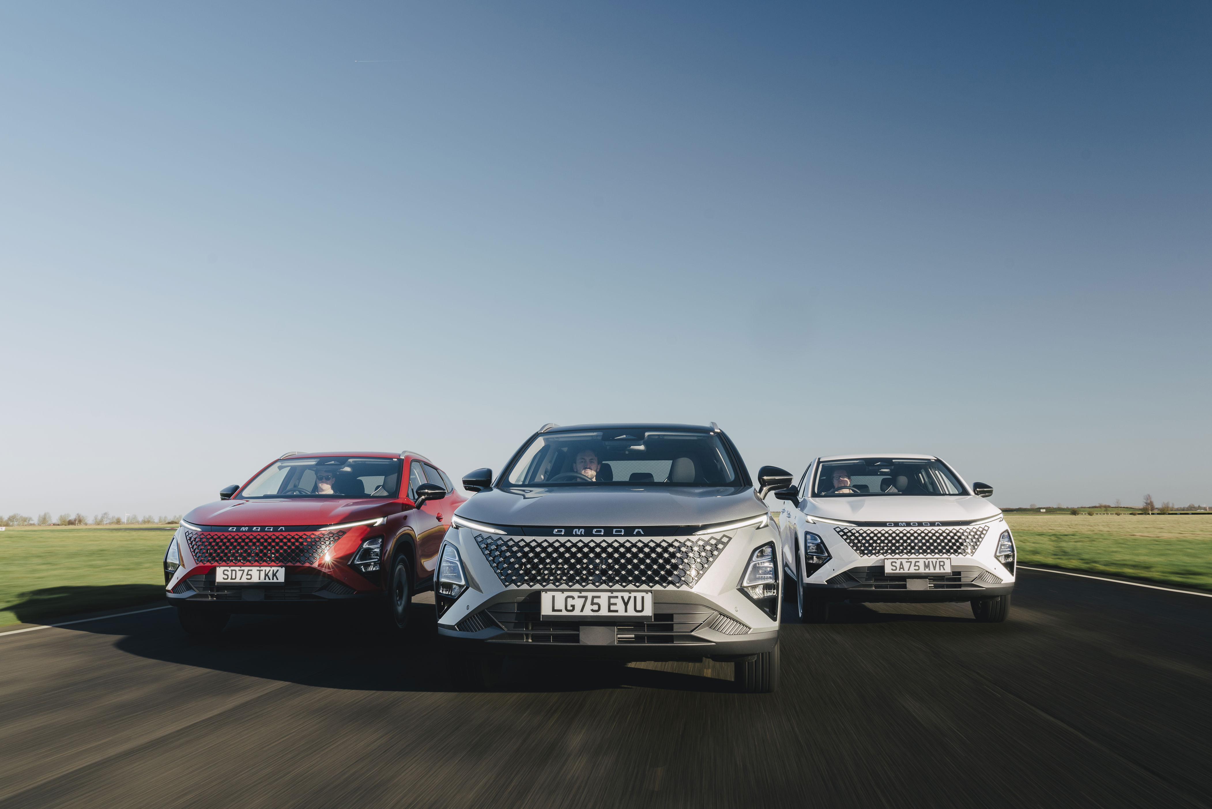 OMODA UK introduces its first full-hybrid model – OMODA 5 SHS-H