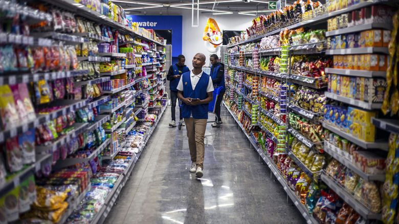 What happens to returned products at Walmart? Here's where they actually go