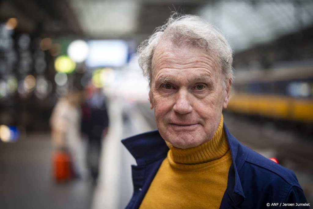 Adriaan van Dis komt voor het eerst binnen op 1 in boekenlijst