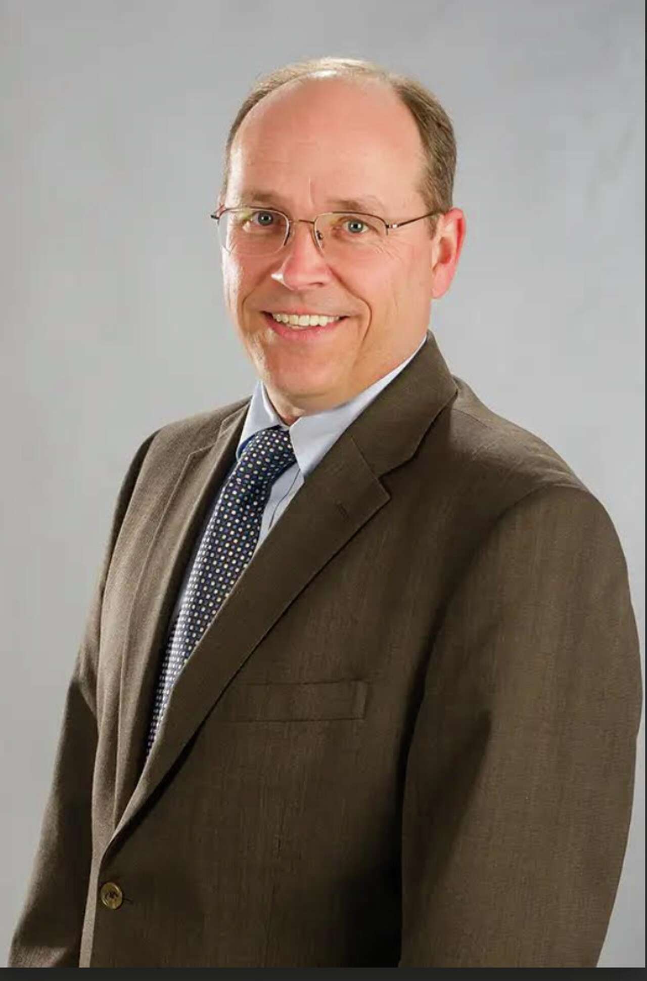 Vaping might make the body age faster, Yale and UConn experts warn