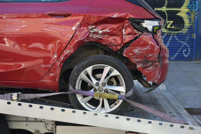 GEICO sues driver after crash that wasn’t even her fault — she’s out ...
